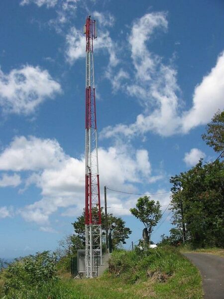 pylônes et de mâts autoportants